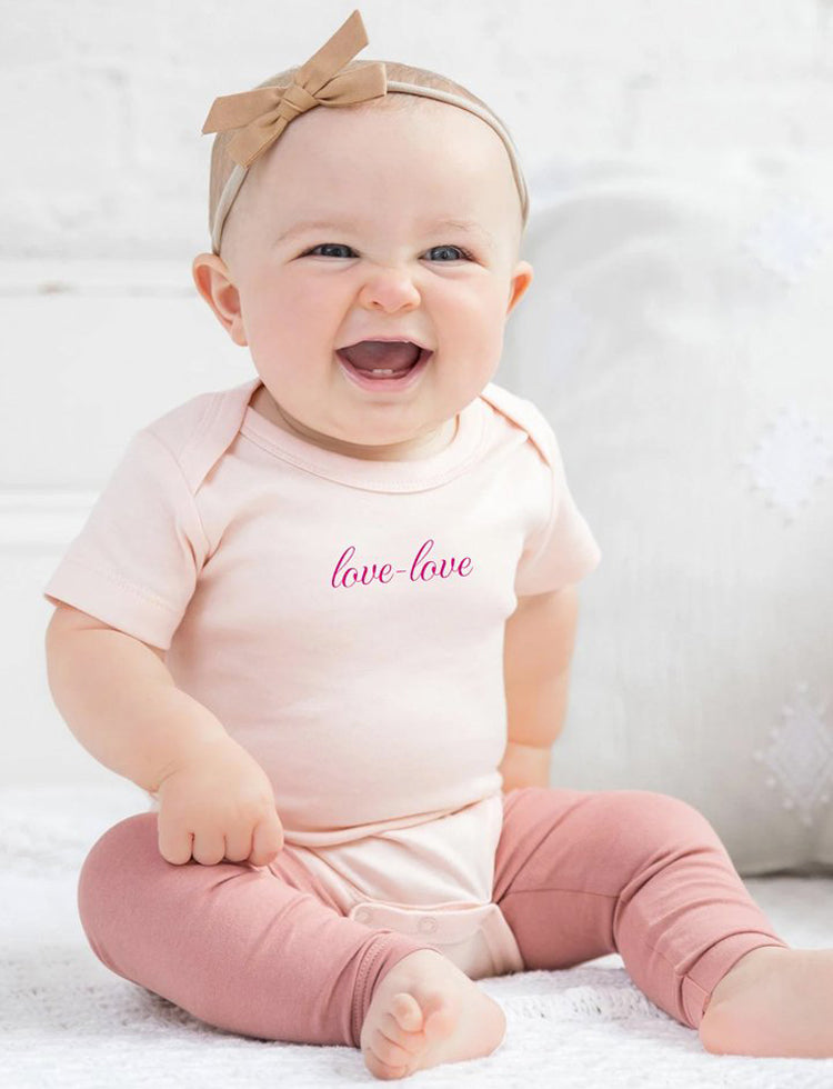 Adorable baby pink onesie – HEDGE